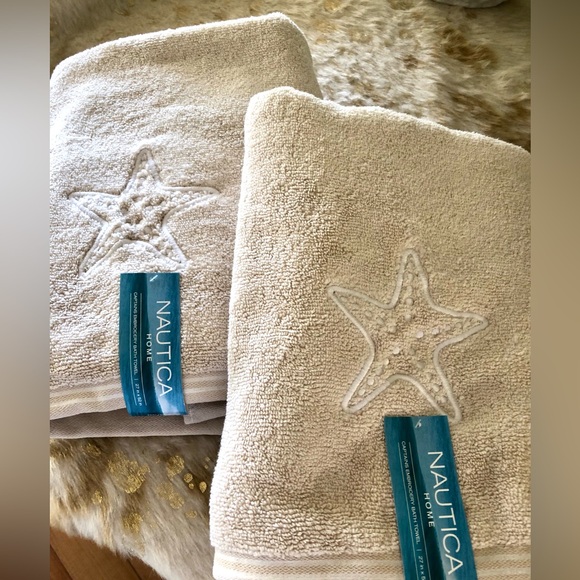 Nautica | Bath | Nwt Nautica Starfish Neutral Accent Bath Towels | Poshmark
